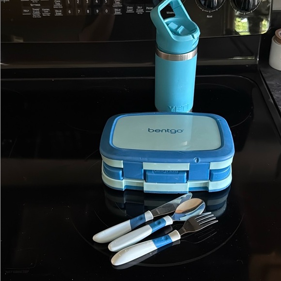 Yeti | Matching Sets | Blue Matching Set With Insulated Yeti Water ...